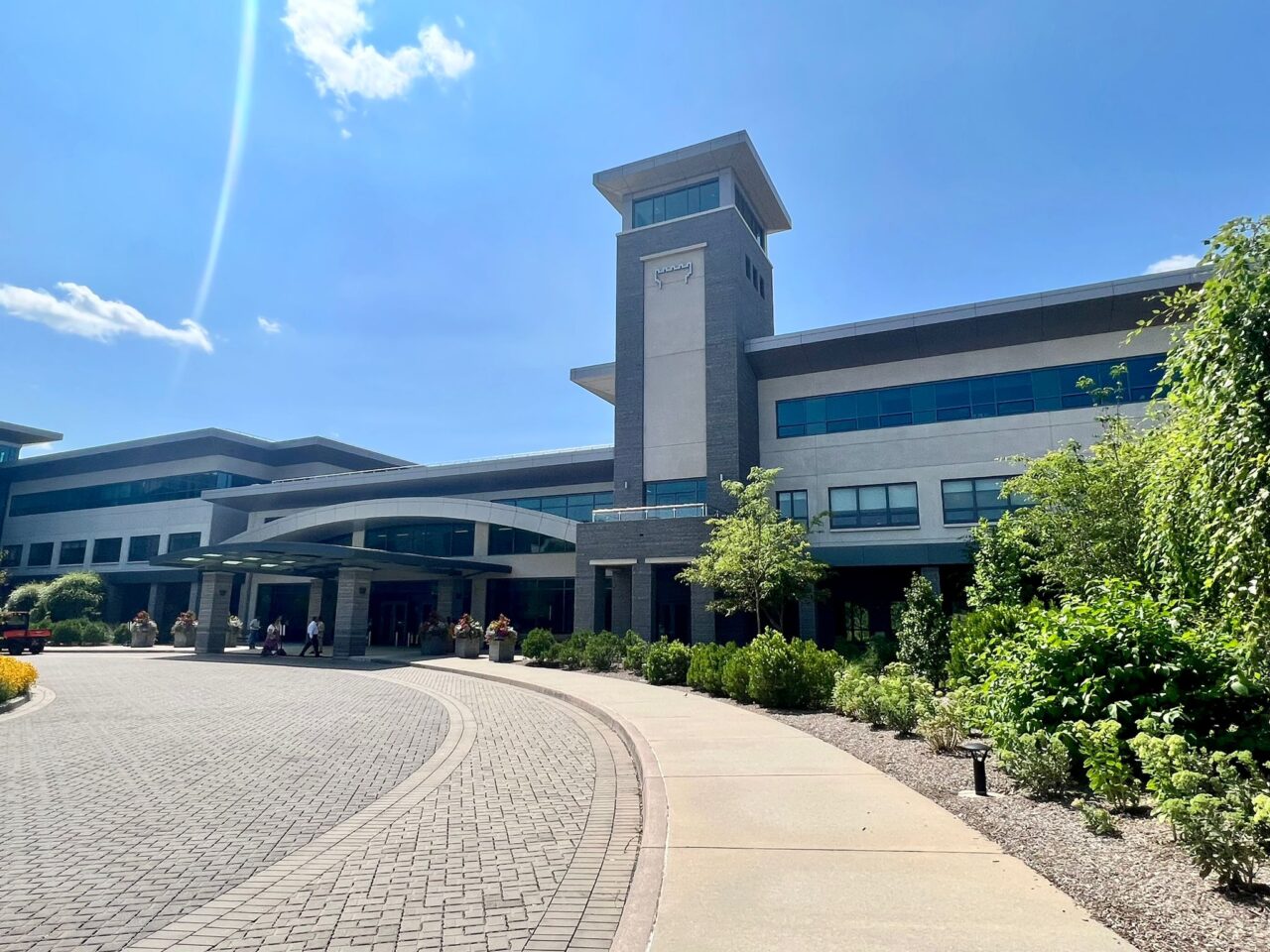 JWBETHEL.TOURS | The most affordable Way to visit JW Bethel Branches